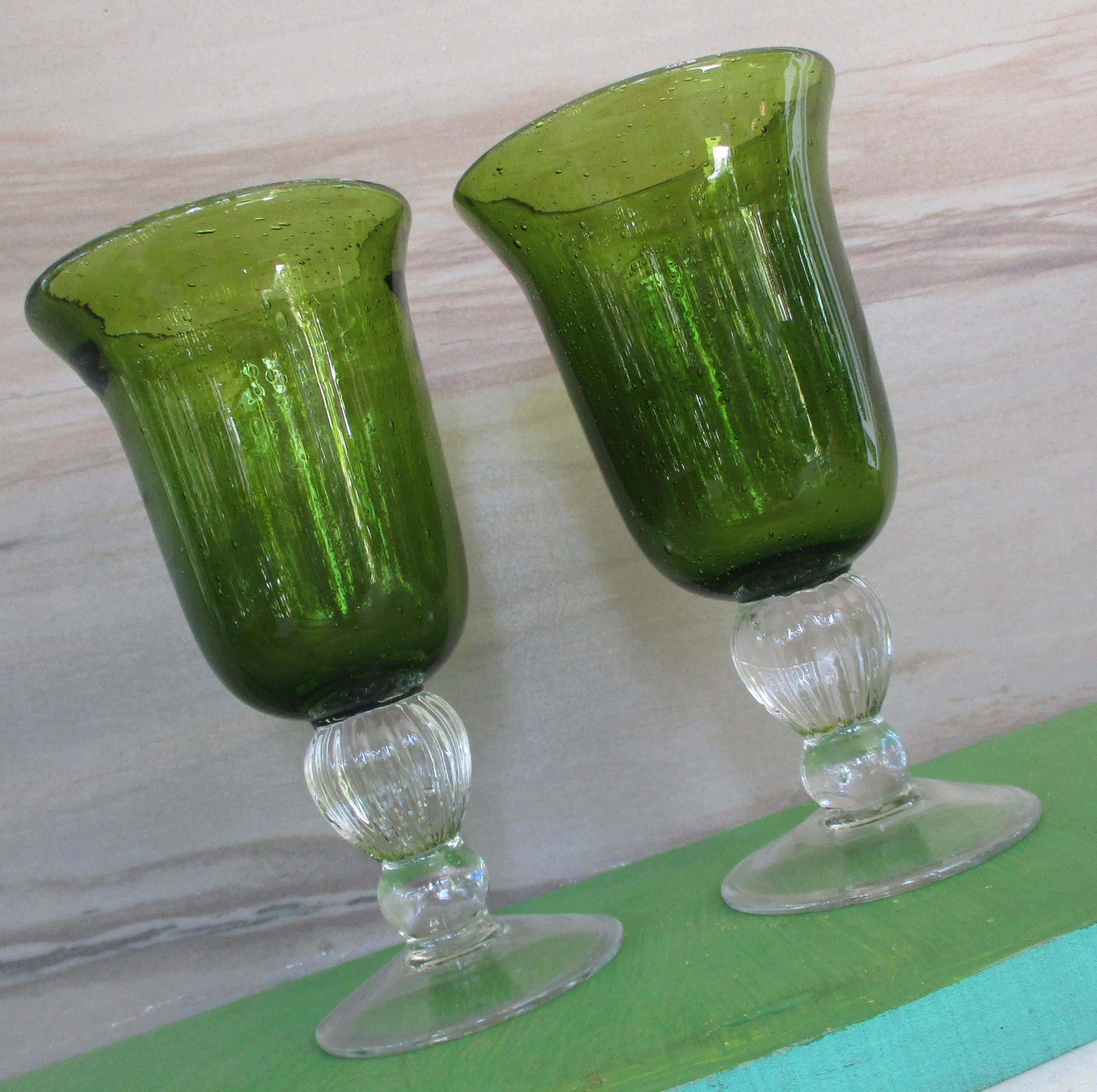Vintage Green Glass Goblets,2 Large Beverages Glasses 7" T Blown Glass ...