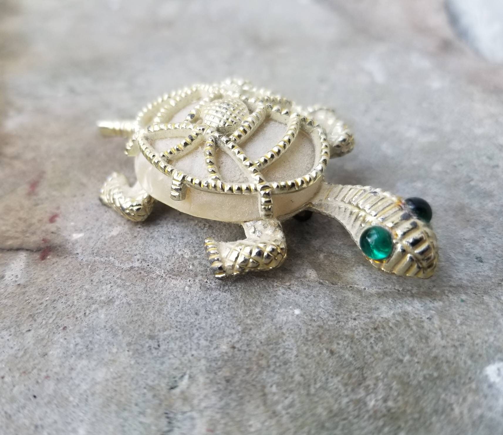 Vintage 1960's Caged Turtle Brooch Pin Mother of Pearl Shell Green Eyes ...