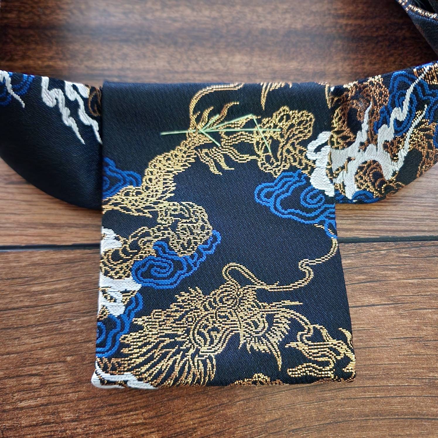 Rakusu Black and Gold Dragons Brocade Fabric Japanese Traditional ...