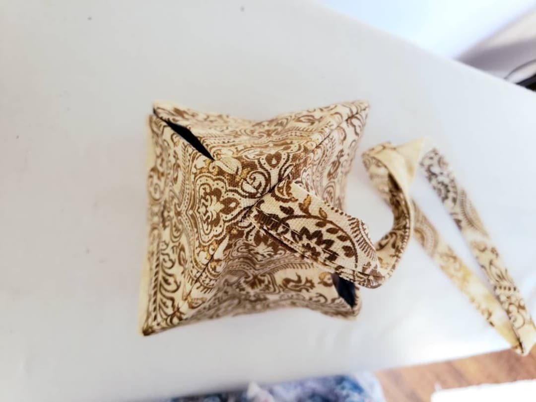 Gomukhi Mala Beads Bag for Practice Meditation Chanting Maha Mantra ...