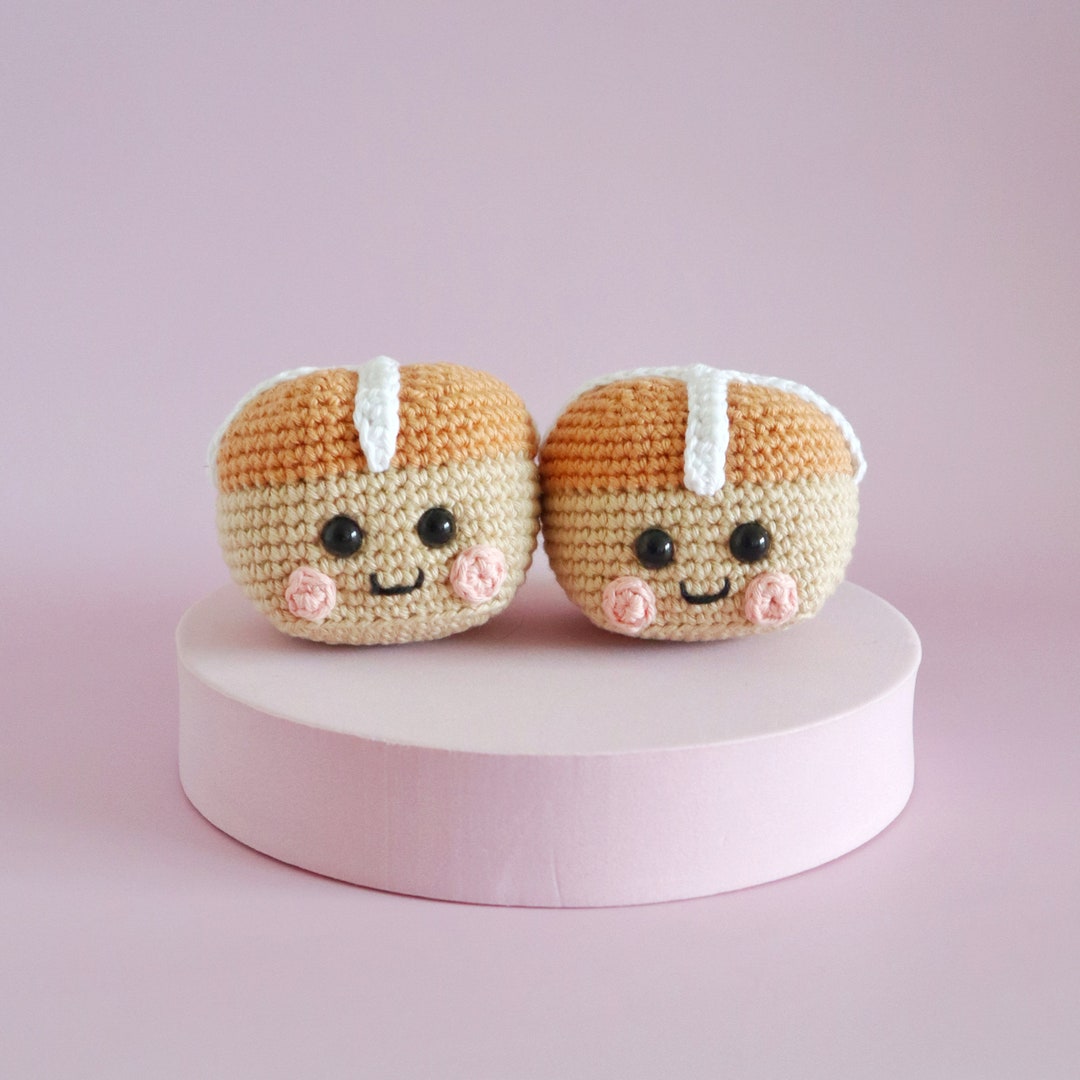PATTERN Bobby the Hot Cross Bun Crochet Amigurumi Pattern Kawaii - Etsy