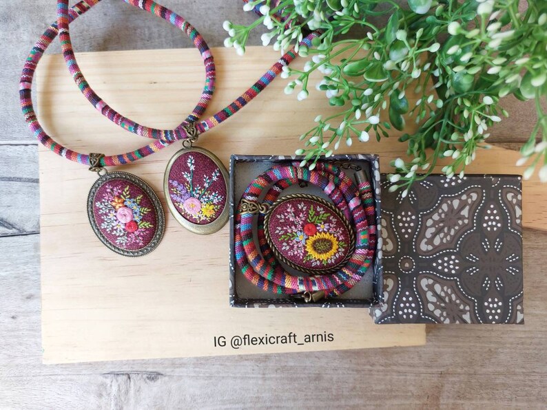 Oval Embroidered Necklace Pendant, Hand Embroidery Jewelry, Handmade ...