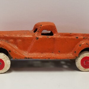 1930s HUBLEY Orange Cast Iron Pick-up Truck Collectible Toy Pick-up 5 ...