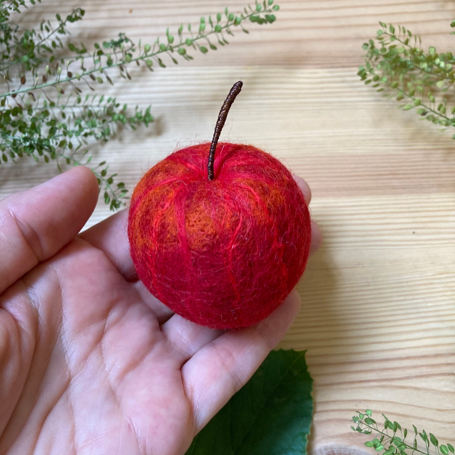 Needle Felted Apples - Felted Apple - Apple - Felted Miniatures ...