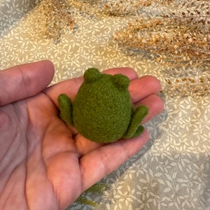 Felted Cute Frog - Needle Felted Animal - Felted Miniature - Felted ...