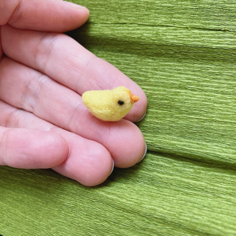 Needle Felted Chikens - Chick Miniature - Tiny Chick - Chicks Ornament ...