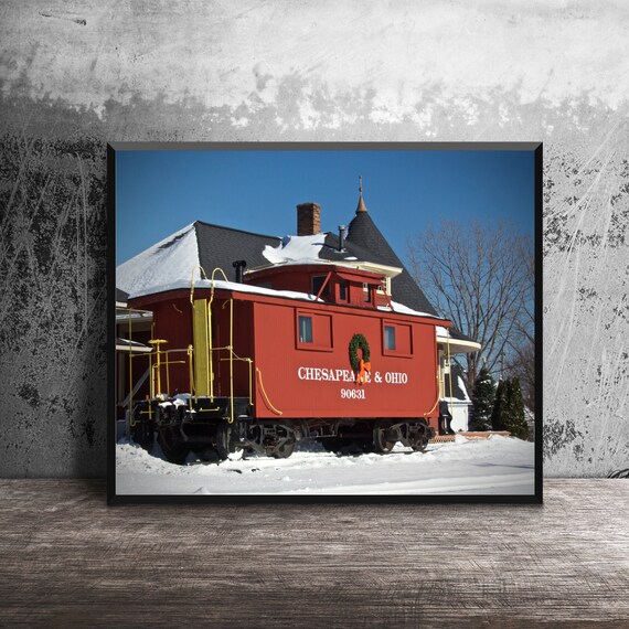 Chesapeake Railroad Caboose With Snow and Wreath South Lyon - Etsy