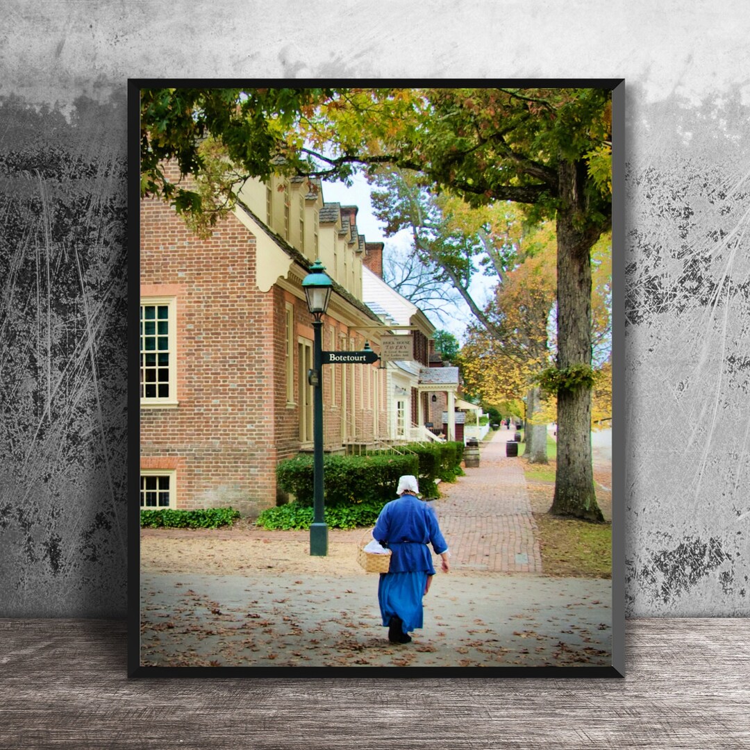 Colonial Woman on Duke of Gloucester Street Photo Print, 16x20 Colonial ...