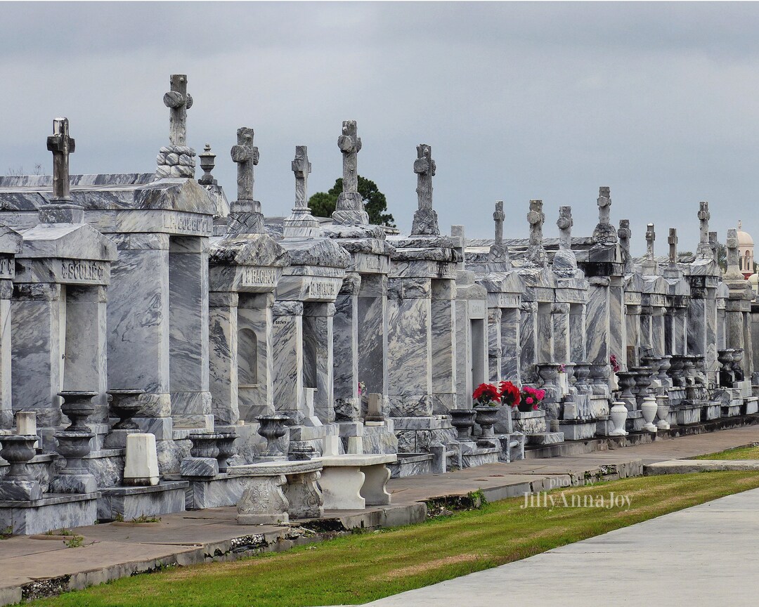 New Orleans Cemetery, NOLA Cemetery, Above Ground Tombs, Cemetery Photo ...