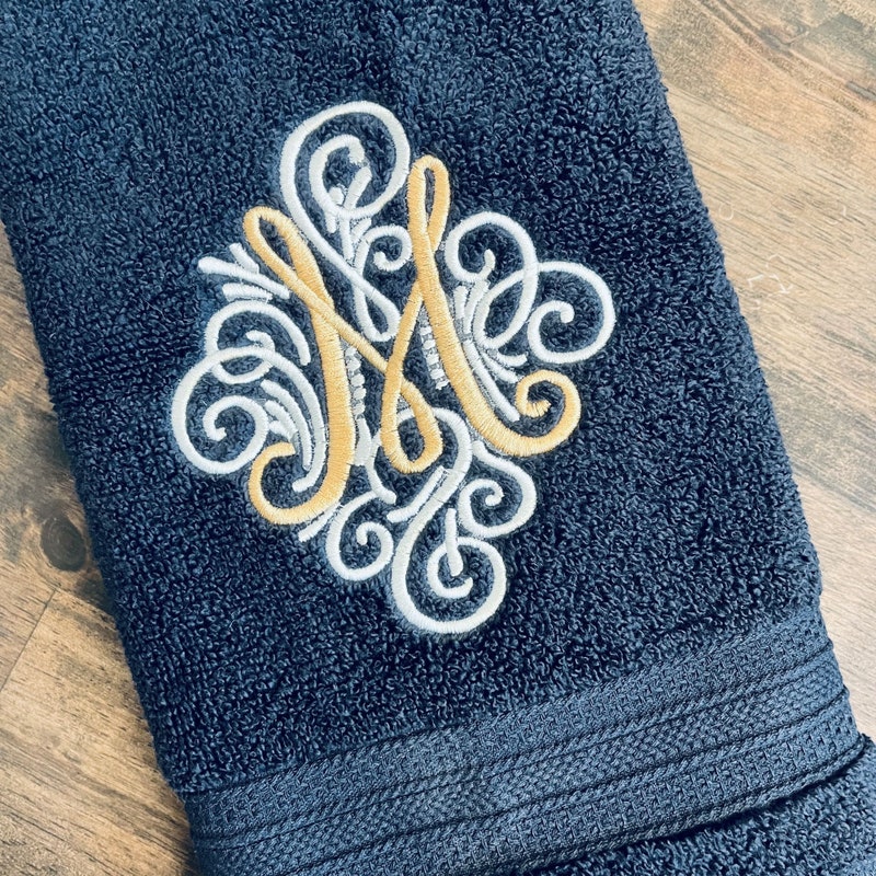 Monogrammed Hand Towel - Etsy