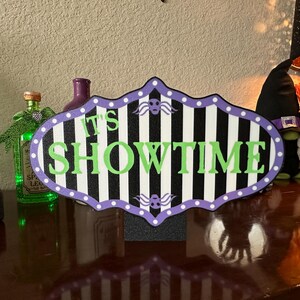 Beetlejuice Inspired "it's Showtime" LED Sign-halloween Decor, Light-up ...