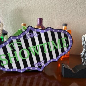 Beetlejuice Inspired "it's Showtime" LED Sign-halloween Decor, Light-up ...