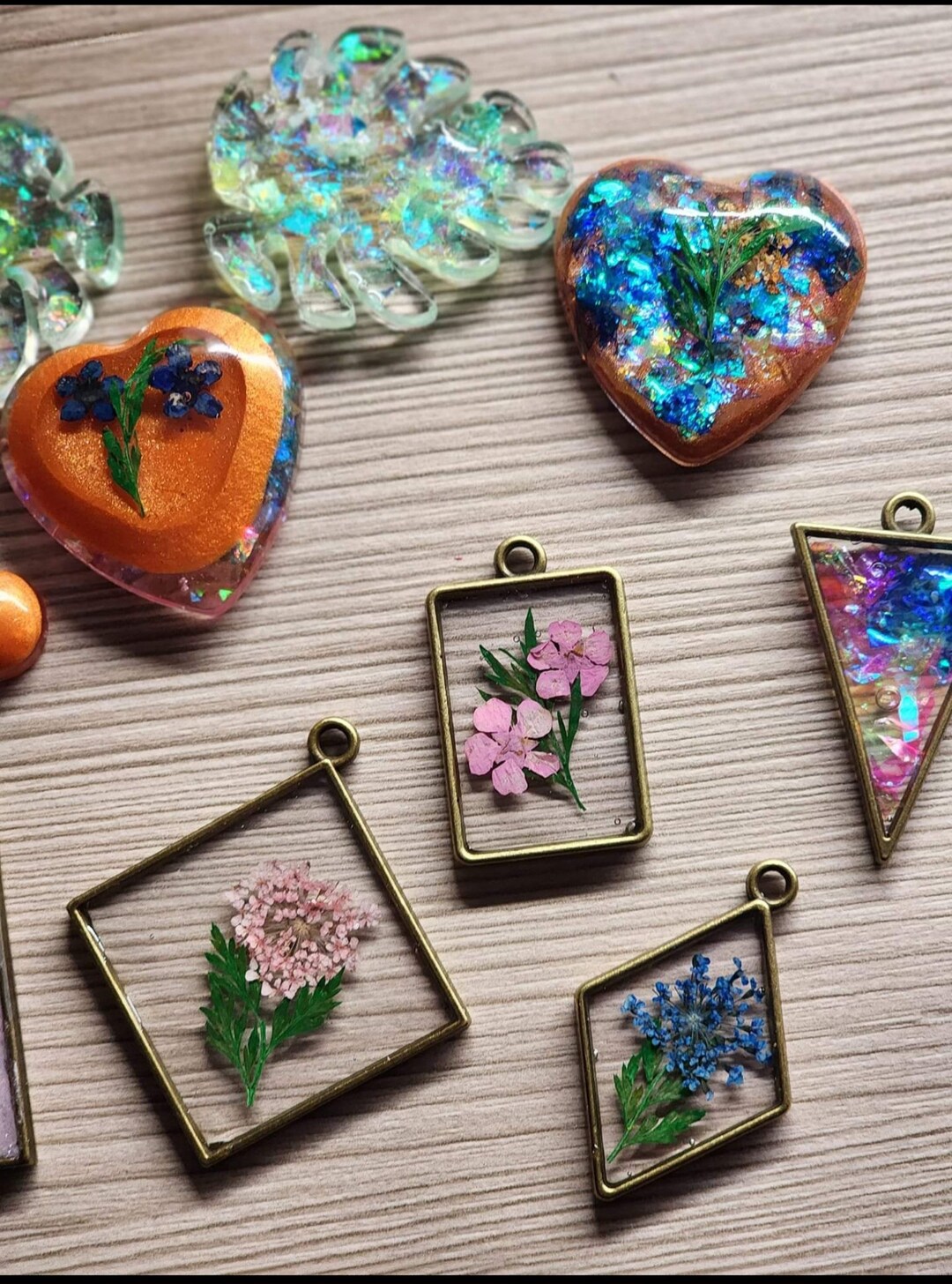 Custom Resin Pieces. - Etsy