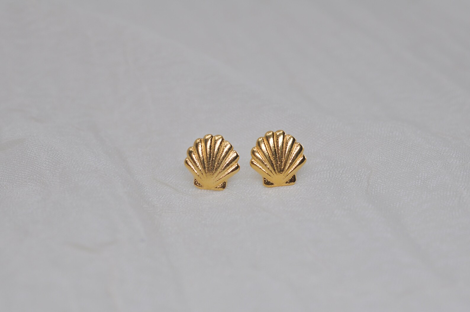 Shell Studs, Scalloped Shell, Tiny Shell Studs, Shell Jewelry, Mermaid ...