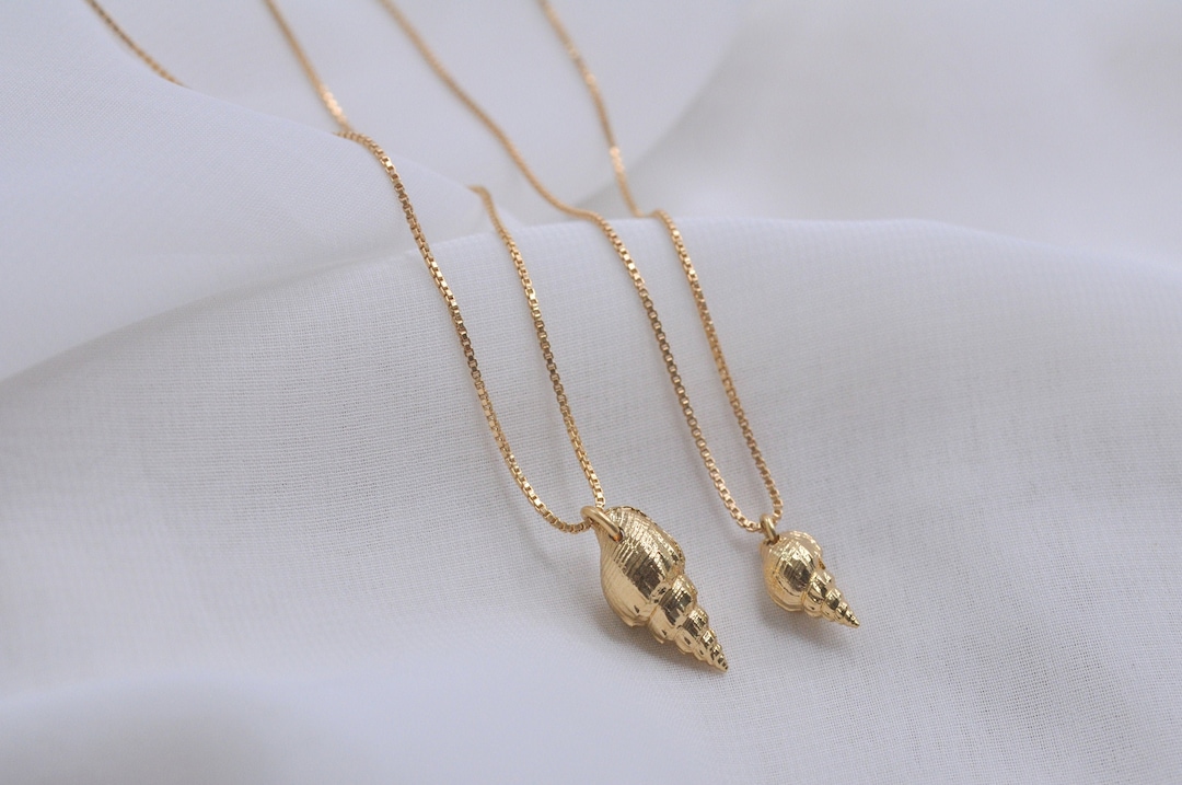 Conch Shell Necklace, Ocean Jewelry Trend, Seashell Jewelry, Sea Shell ...