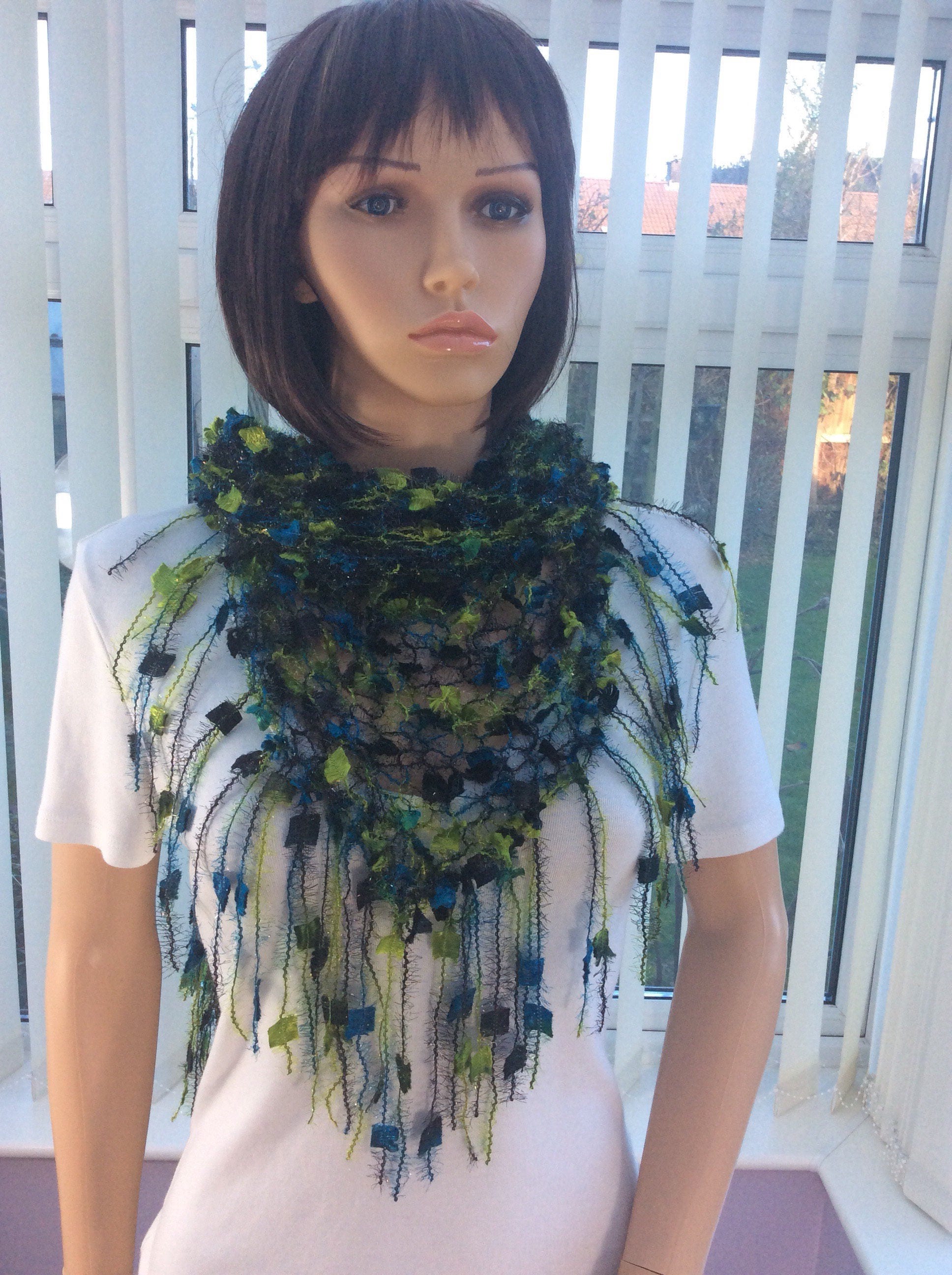 Extremely Pretty Shawl in Shades of Light & Dark Green Black | Etsy