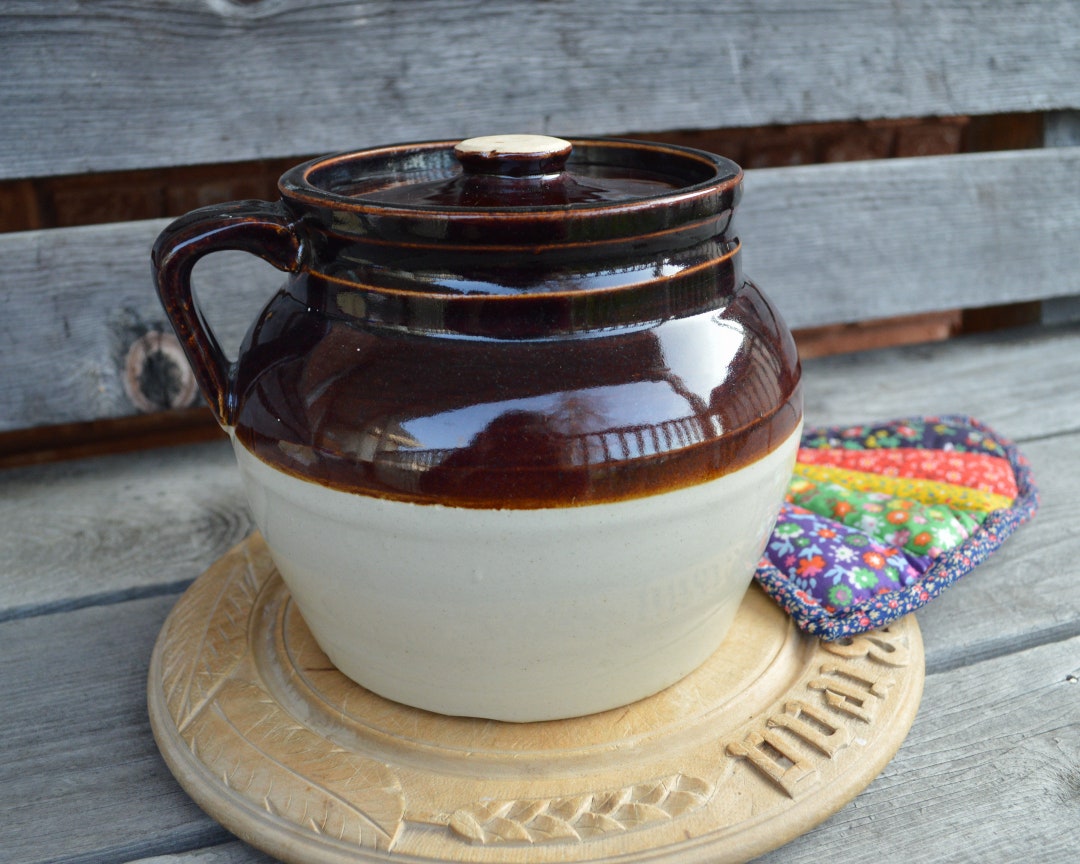 Vintage Stoneware Bean Pot, Two Toned, 2 Quart Capacity, Family Bean ...