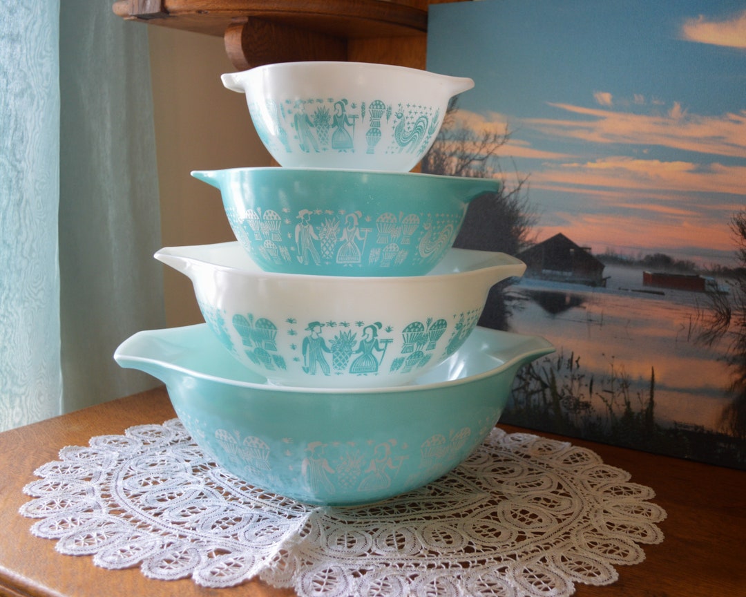 Vintage Pyrex Amish Butterprint Nesting Bowls, Turquoise Cinderella ...
