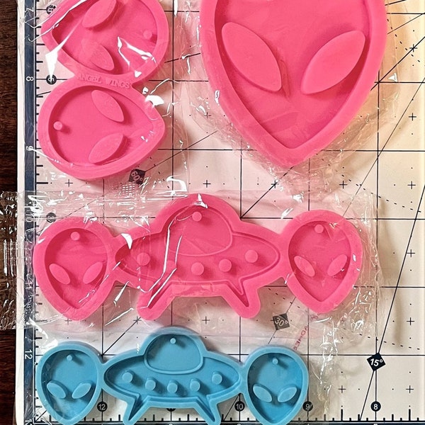 Alien Mold - Etsy