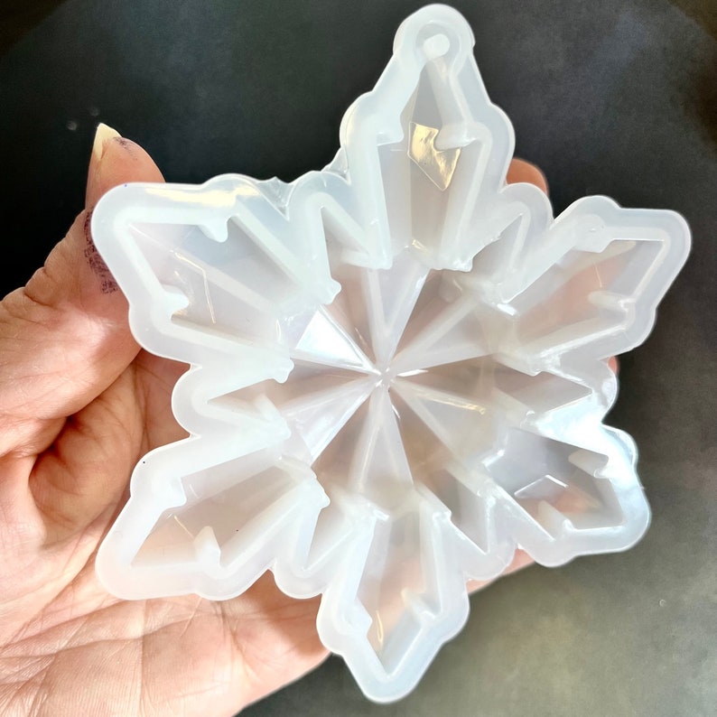 Deep Sculpted Snowflake Mold Shiny Silicone / Faceted - Etsy