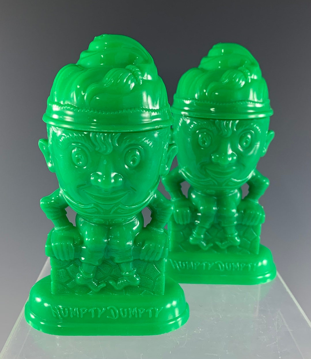 Humpty Dumpty Kelly Green Salt and Pepper Shakers - Etsy