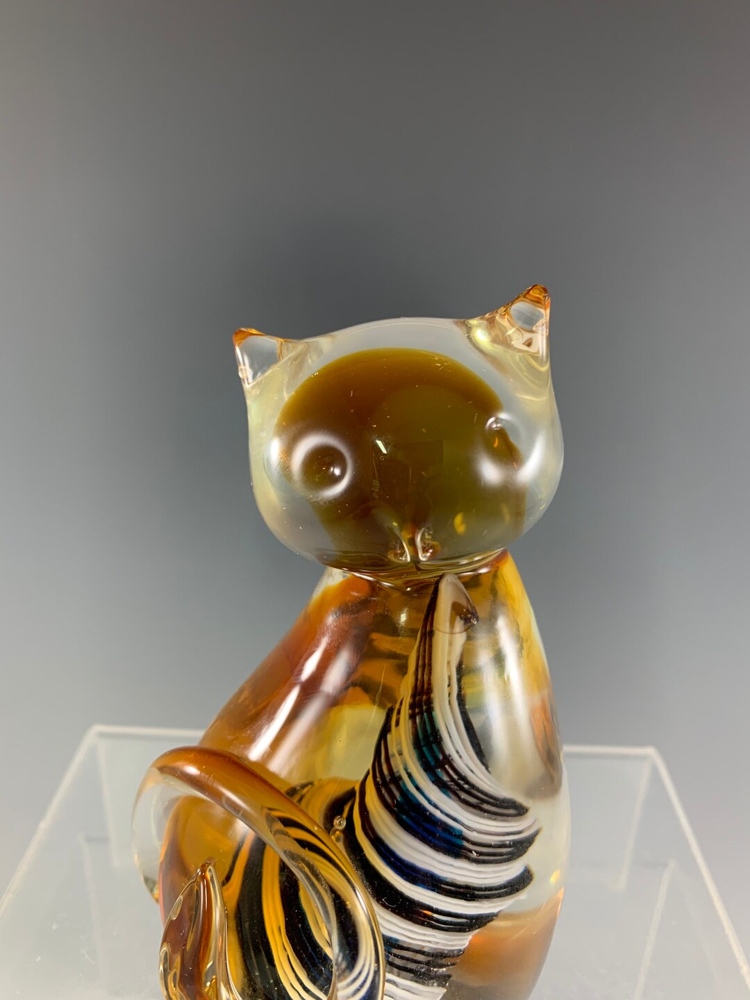 Art Glass Amber Cat Figurine/paperweight With White/black/blue Swirl ...