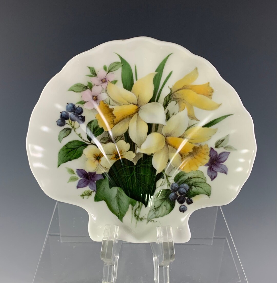 Royal Stafford Bone China Seashell Shaped Dish With Daffodils - Etsy