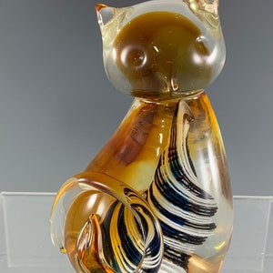 Art Glass Amber Cat Figurine/paperweight With White/black/blue Swirl ...