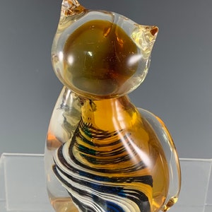 Art Glass Amber Cat Figurine/paperweight With White/black/blue Swirl ...