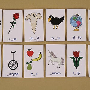 Vowel Match Up! Printable File Folder Game PDF Download - Reading 2nd ...