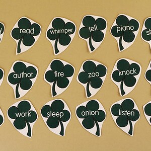 Noun & Verb Sort - Lucky Day - Printable File Folder Games - Etsy