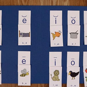 Vowel Match Up! Printable File Folder Game PDF Download - Reading 2nd ...