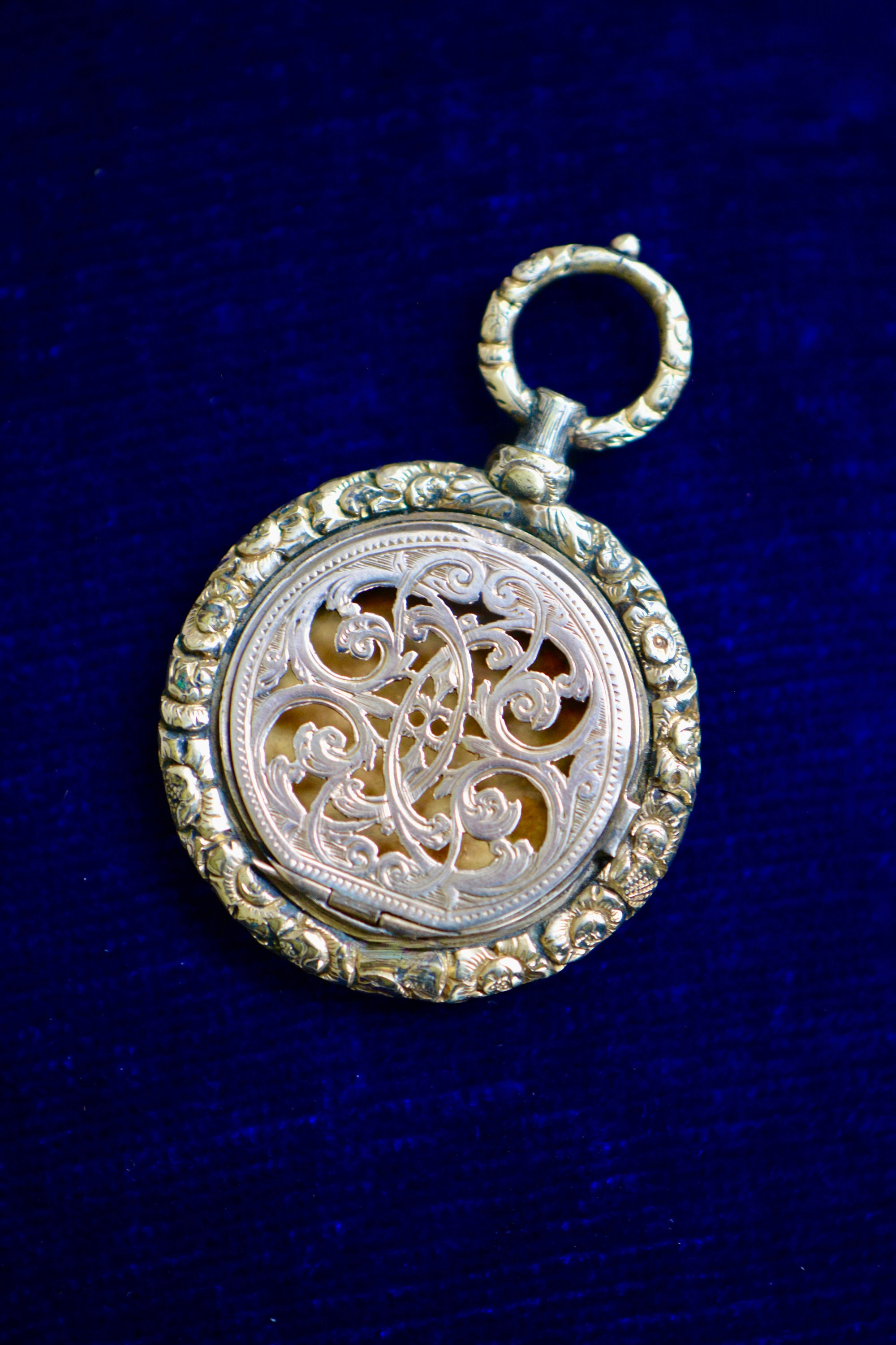 Victorian Filigree Design Round Locket, Photo Locket, 1800s - Etsy