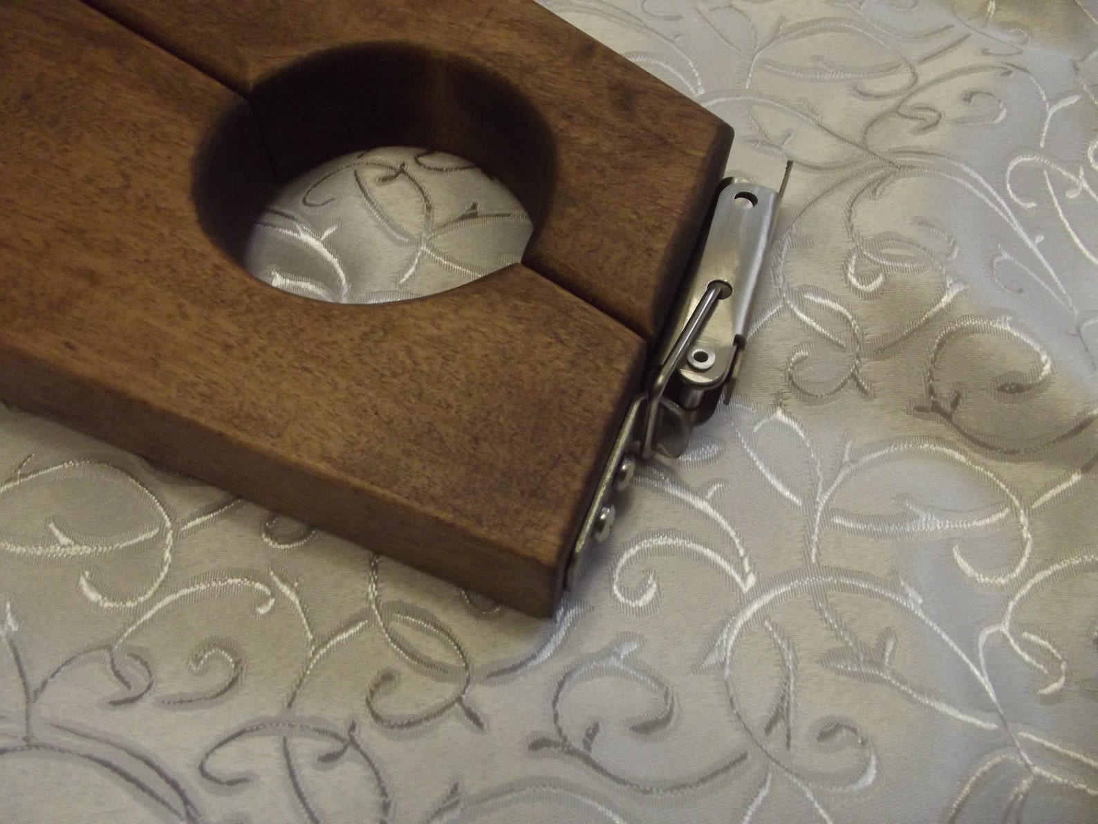 Mature Arm Neck Pillory Bondage BDSM Dungeon Furniture Arm Restraints ...