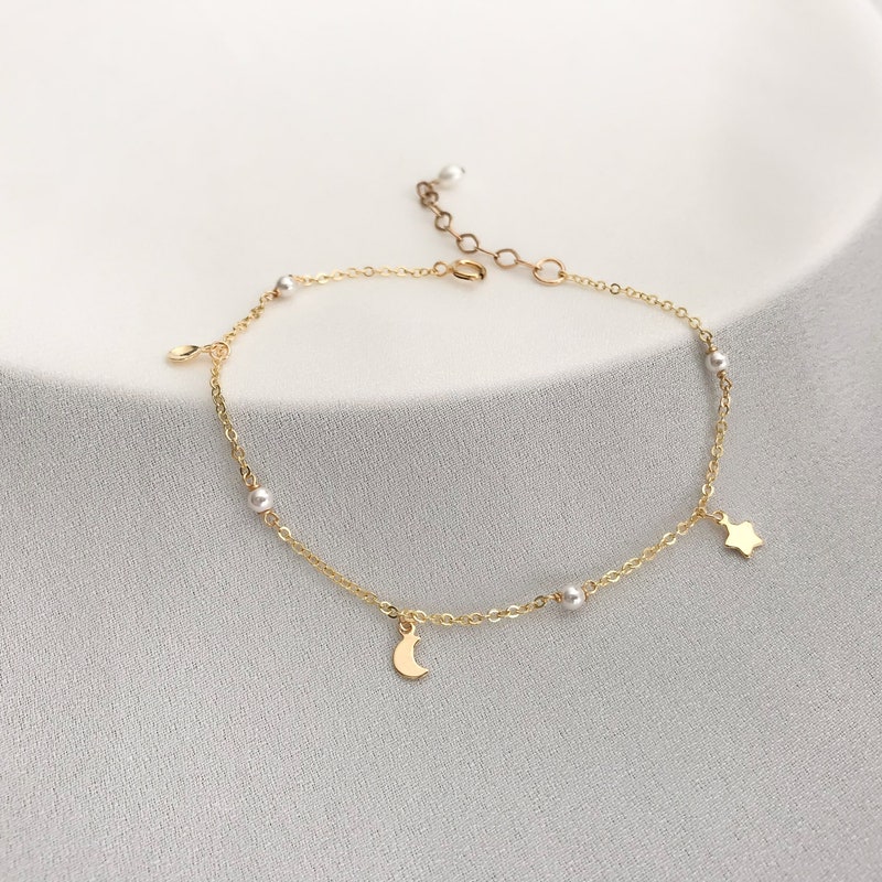 Moon Star Dainty Bracelet - Etsy