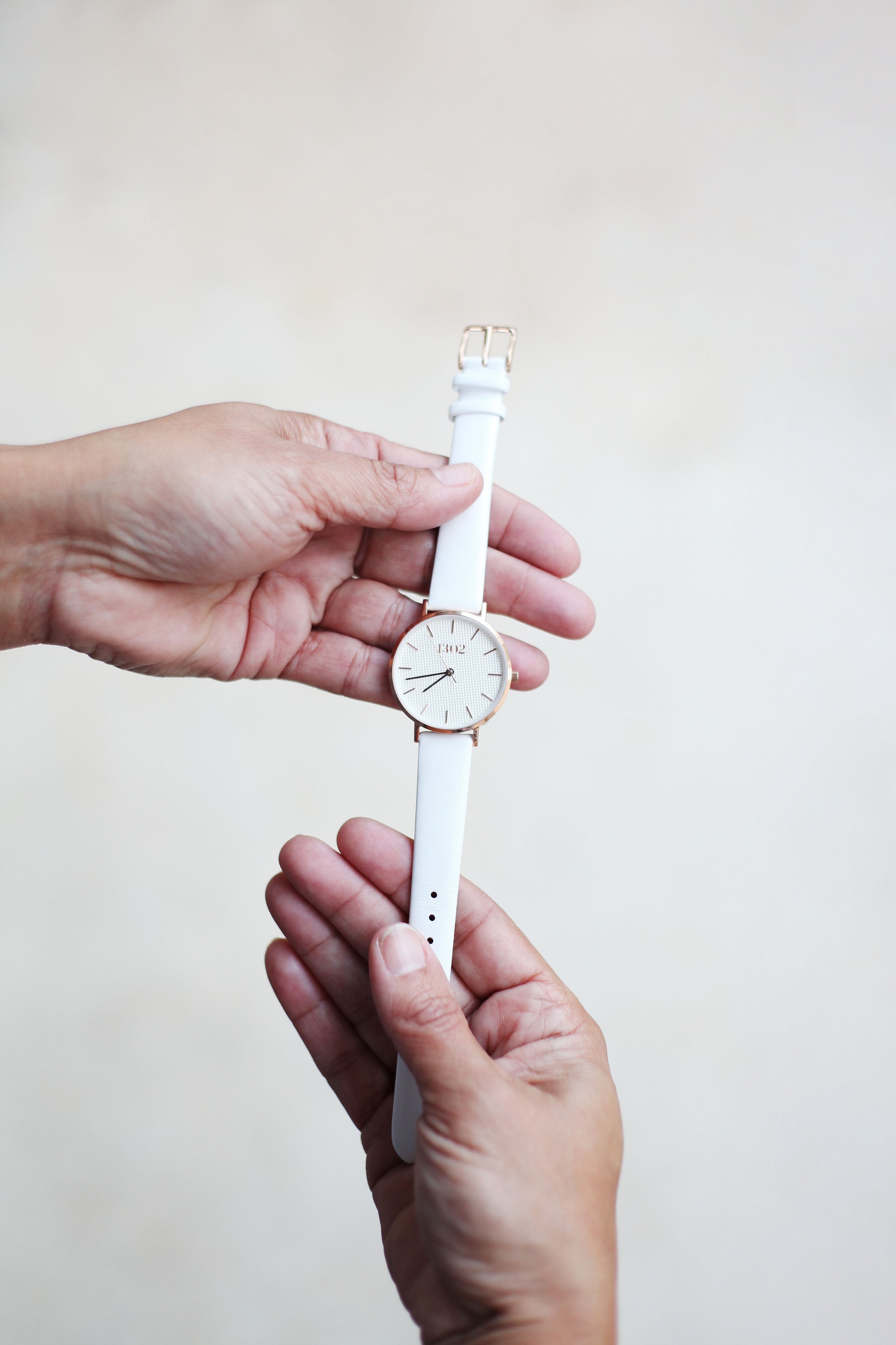 Womens Watch 32mm Petite, White Textured Dial, Stainless Steel, Watch ...