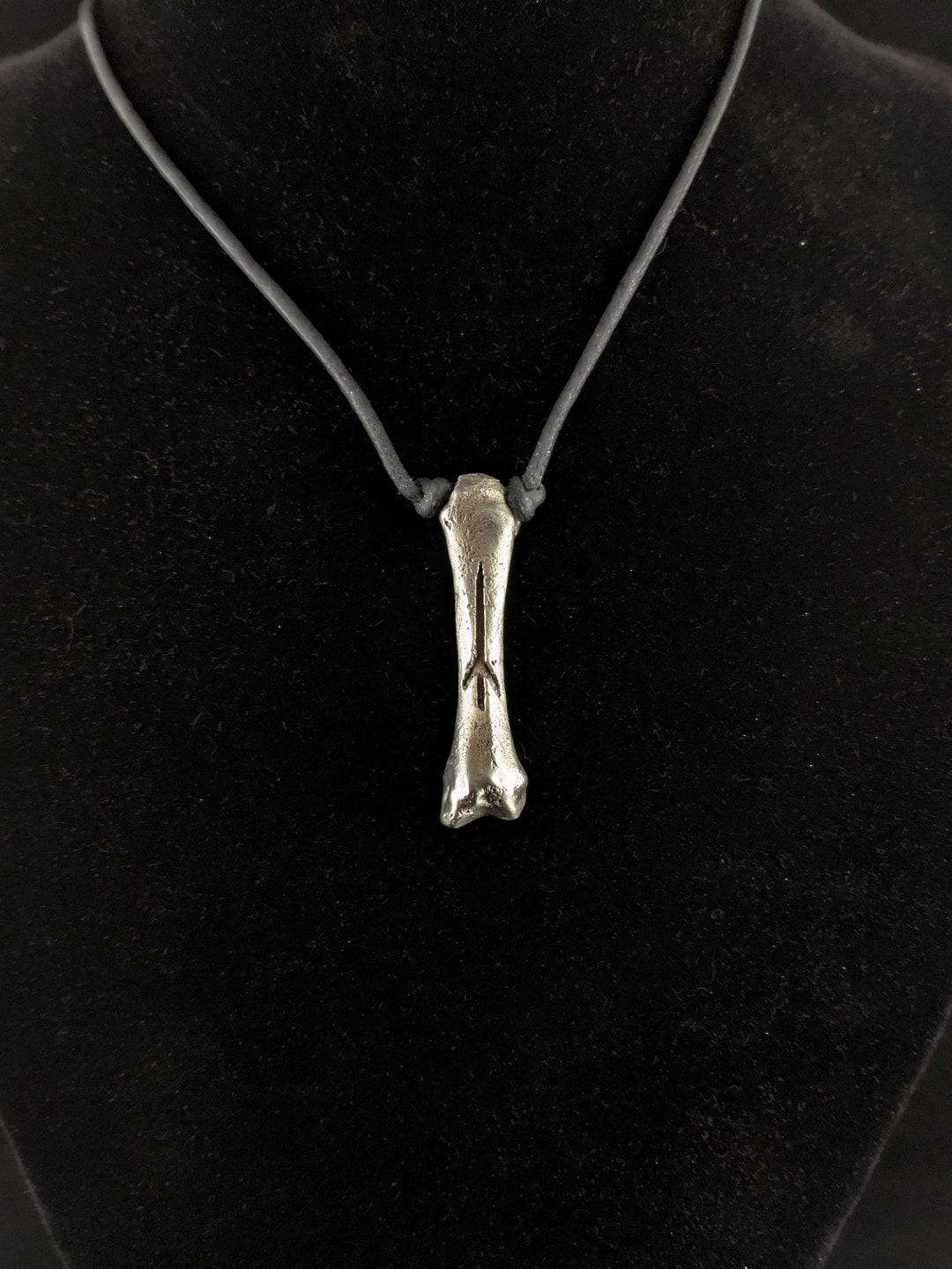 Calc Rune Necklace - Etsy