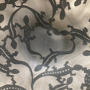 Gecko, Lizard Pottery Large Plate, 14 1/4" Diameter, 3/4" High 5 ...