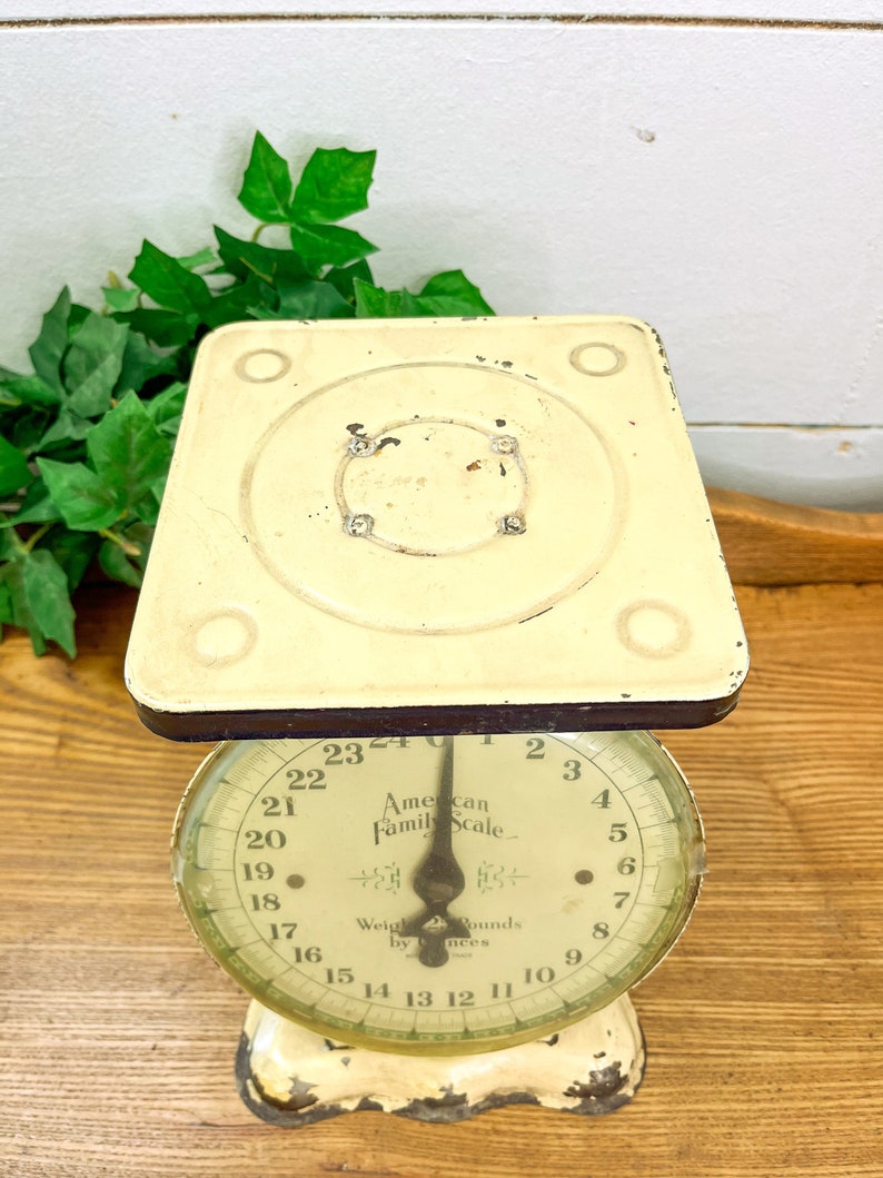 Vintage 1920s American Family Scale // Antique Scale // Vignette ...