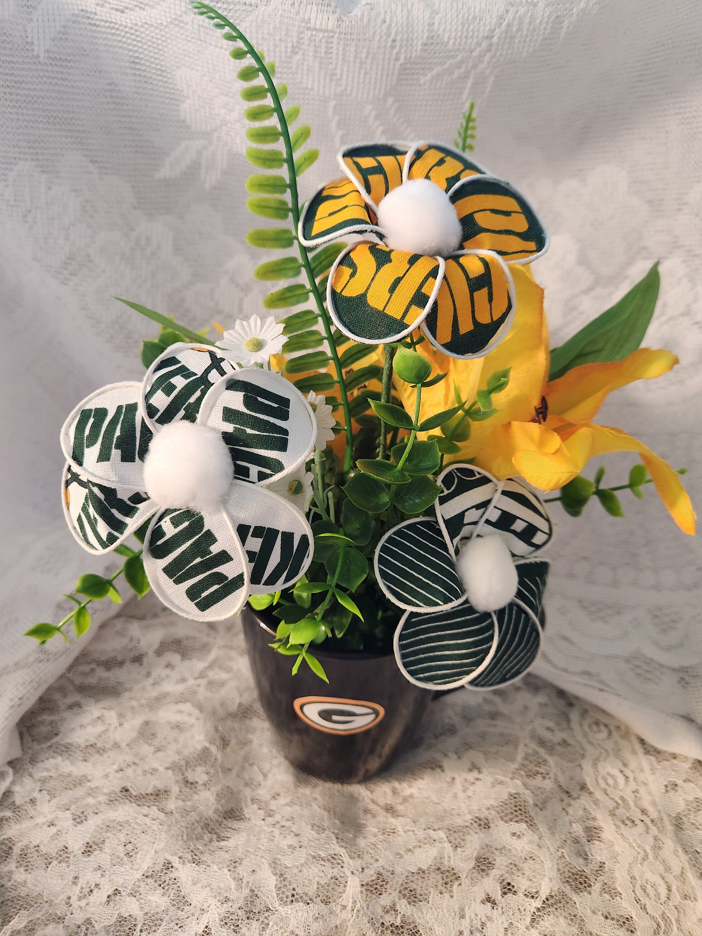 Green Bay Packers Floral Arrangement 2529 - Etsy