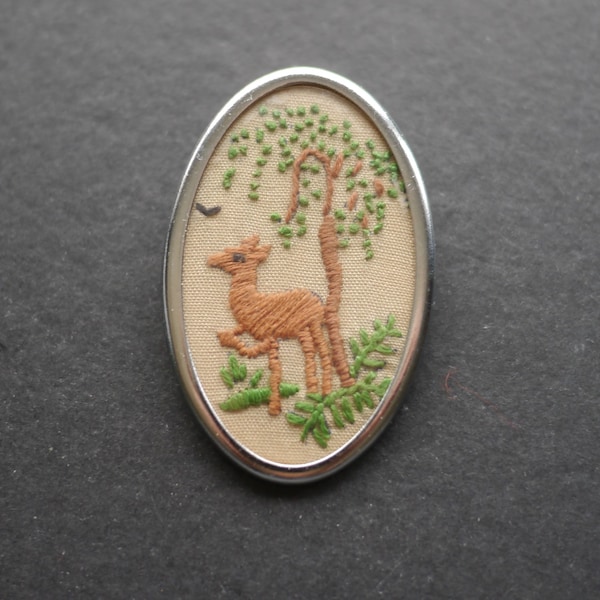 Deer Brooch - Etsy