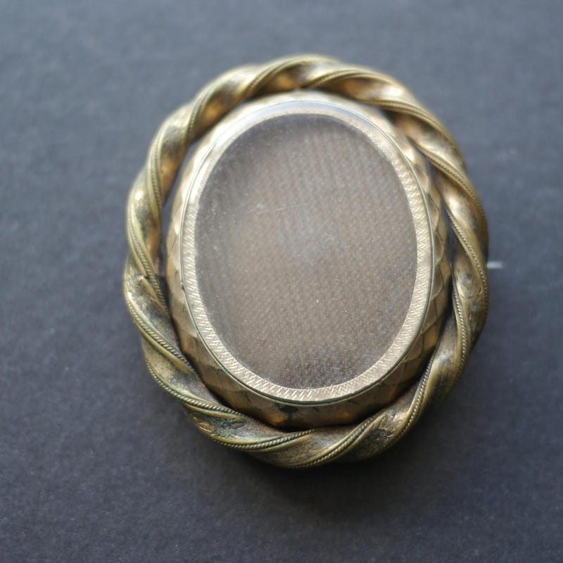 Mourning Swivel Brooch - Etsy UK