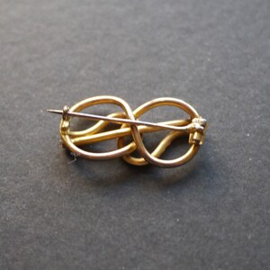 Victorian Pinchbeck / Gold Tone Brooch With Engraved Details, Lovers ...