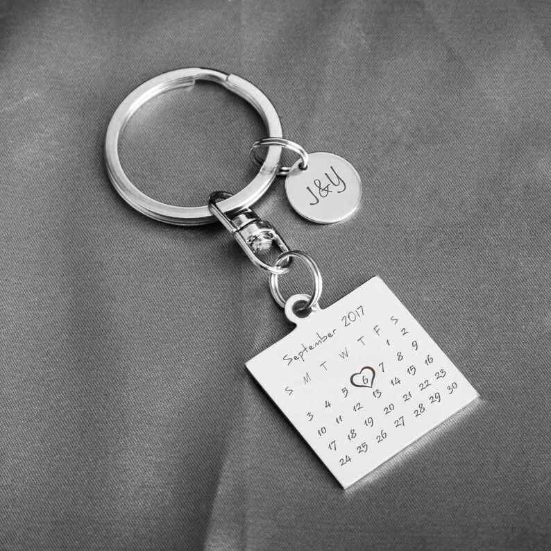 Anniversary Keychain Custom Highlighted With Heart Calendar | Etsy