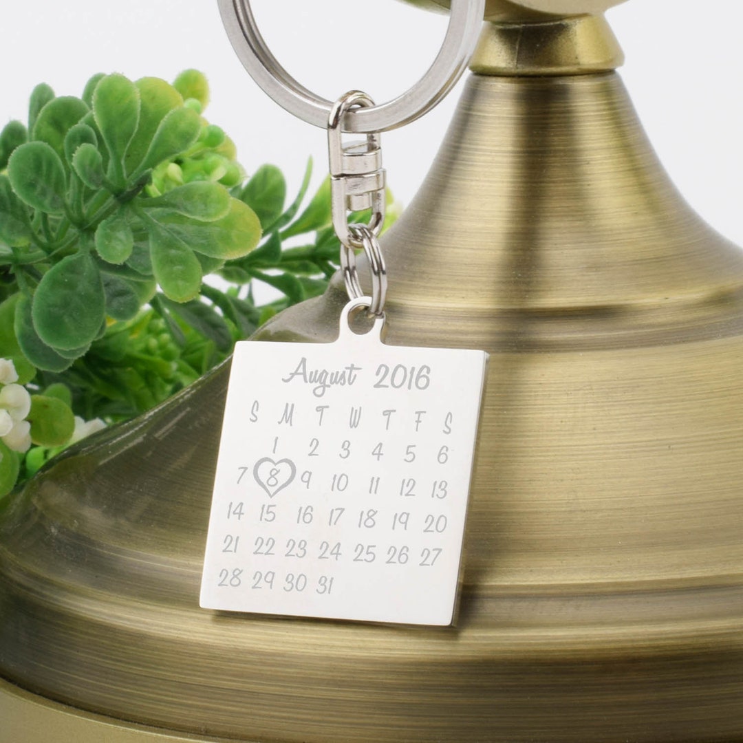 Custom Anniversary Keyring Date Keychain Highlighted With Heart ...