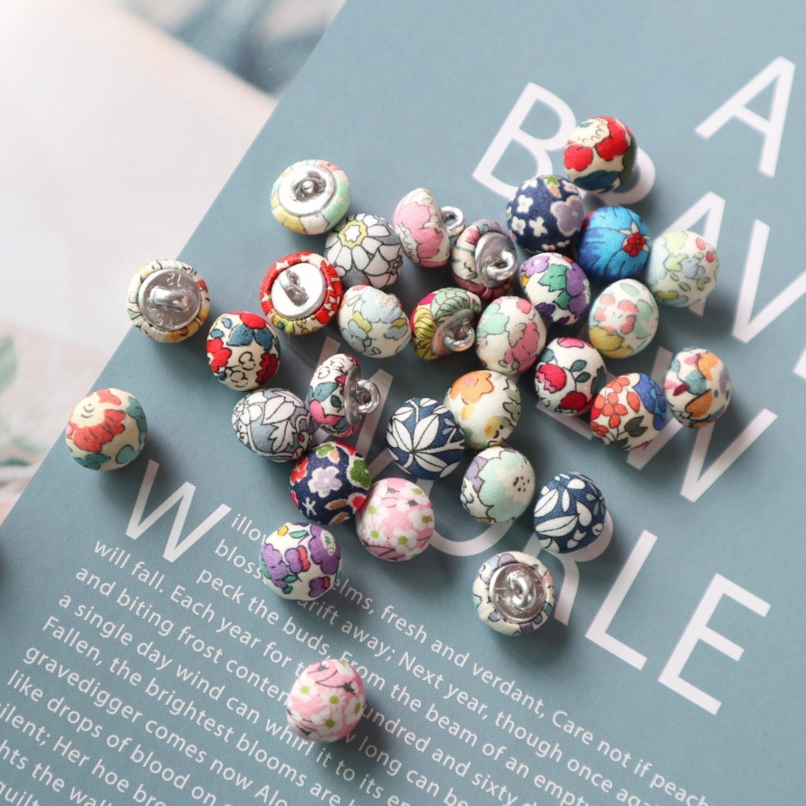 5 Buttons in Pack,liberty Fabric Covered Buttons,liberty Button,liberty ...
