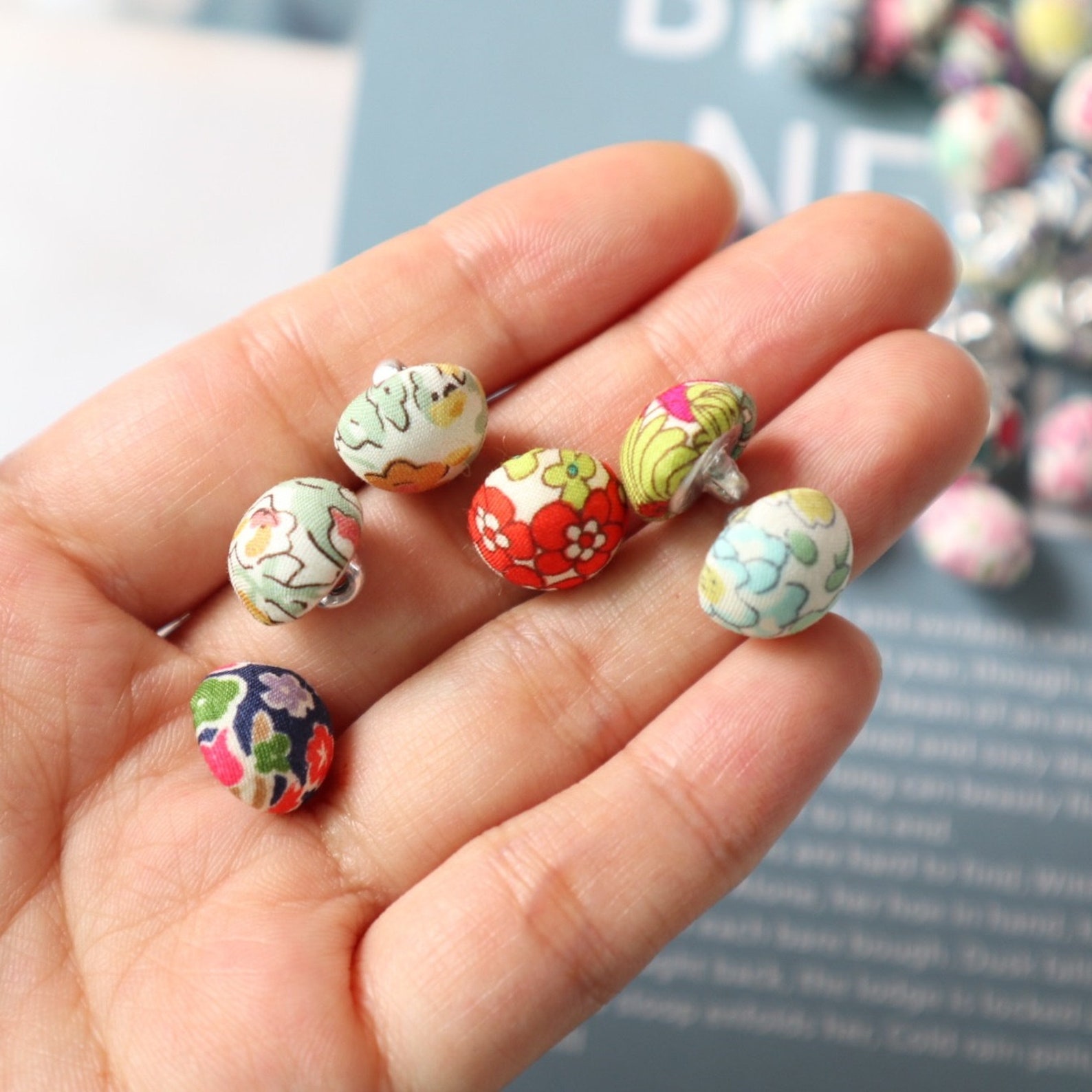 5 Buttons in Pack,liberty Fabric Covered Buttons,liberty Button,liberty ...