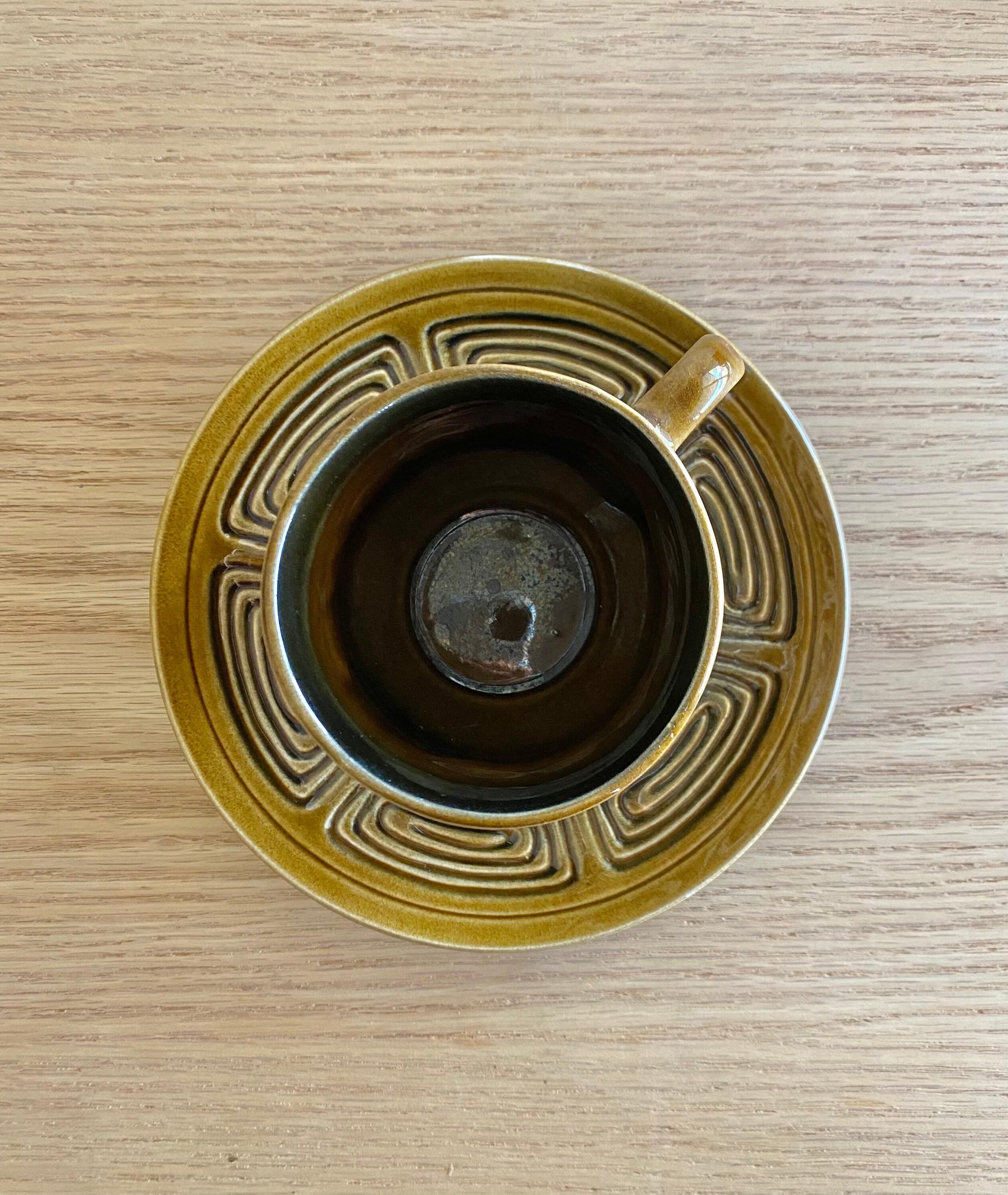 Sylvac Totem Pottery From England 1960s to 1970s Cups and Saucers Set ...
