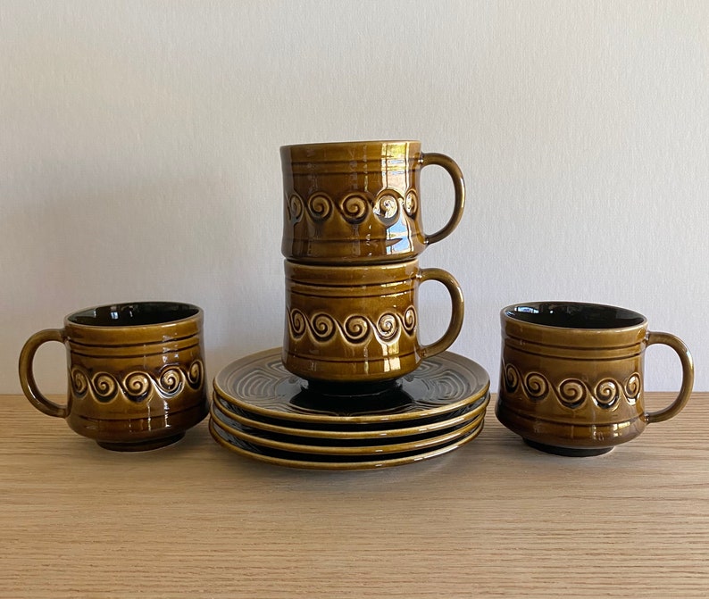 Sylvac Totem Pottery From England 1960s to 1970s Cups and Saucers Set ...