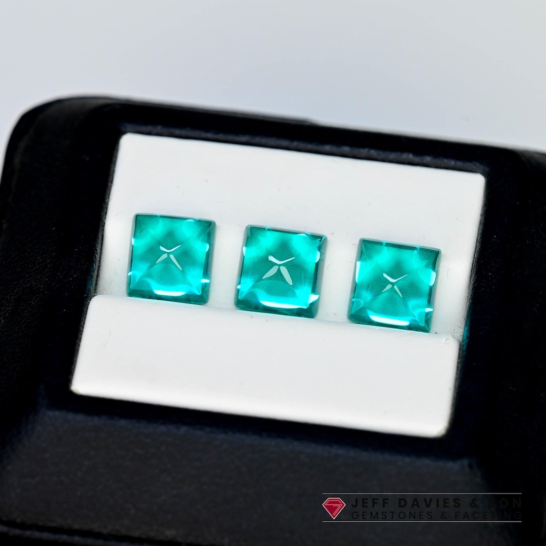 15.53ct Lab-grown Garnet - Blue Green (paraiba Colour)yag - Pulled ...